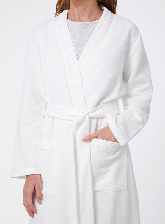Ripley - BATA MUJER AZIZ BAT ALG QUILT AZ FB I23