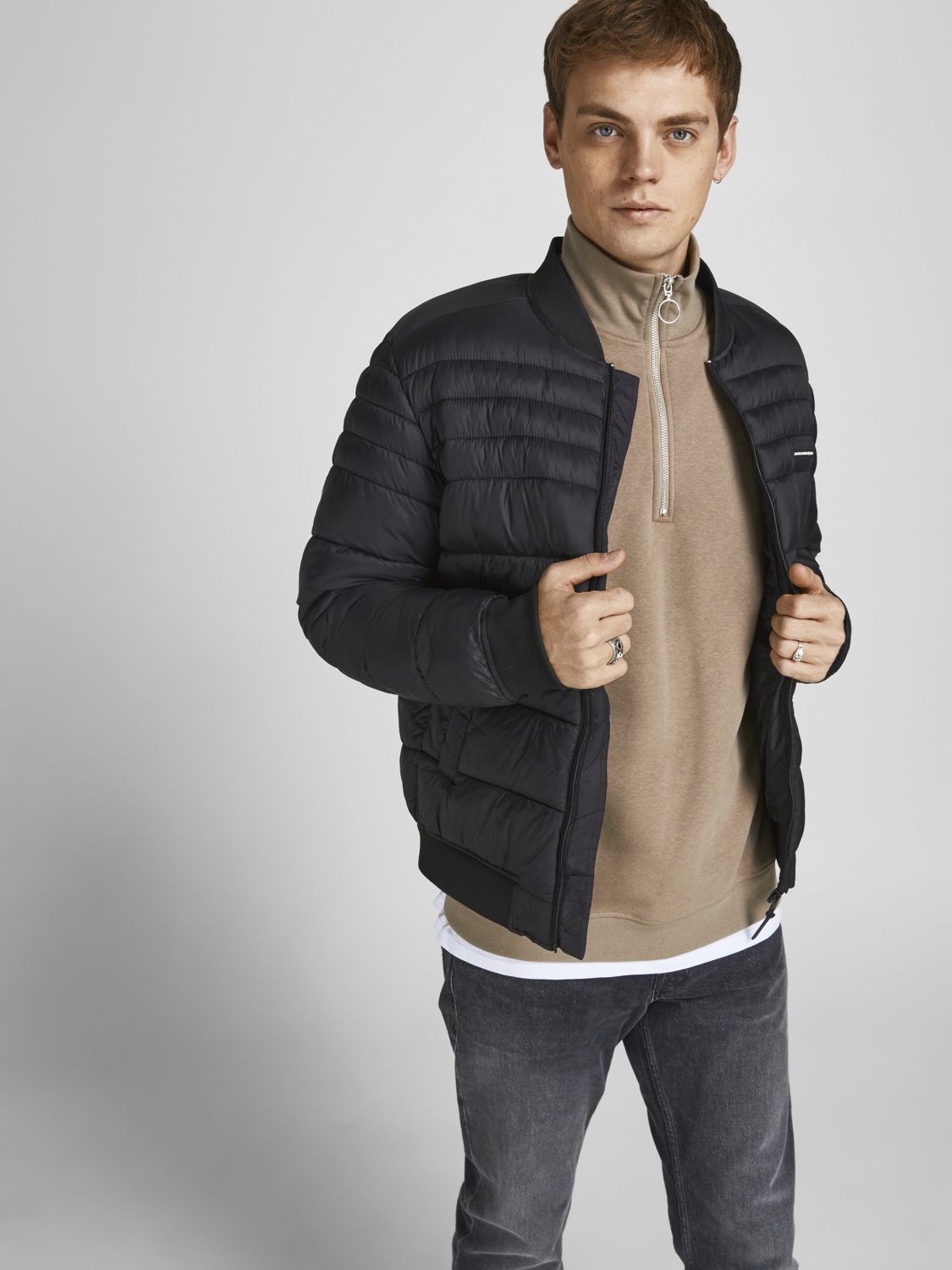 Ripley - CASACA BOMBER JACK & JONES PARA HOMBRE HERO