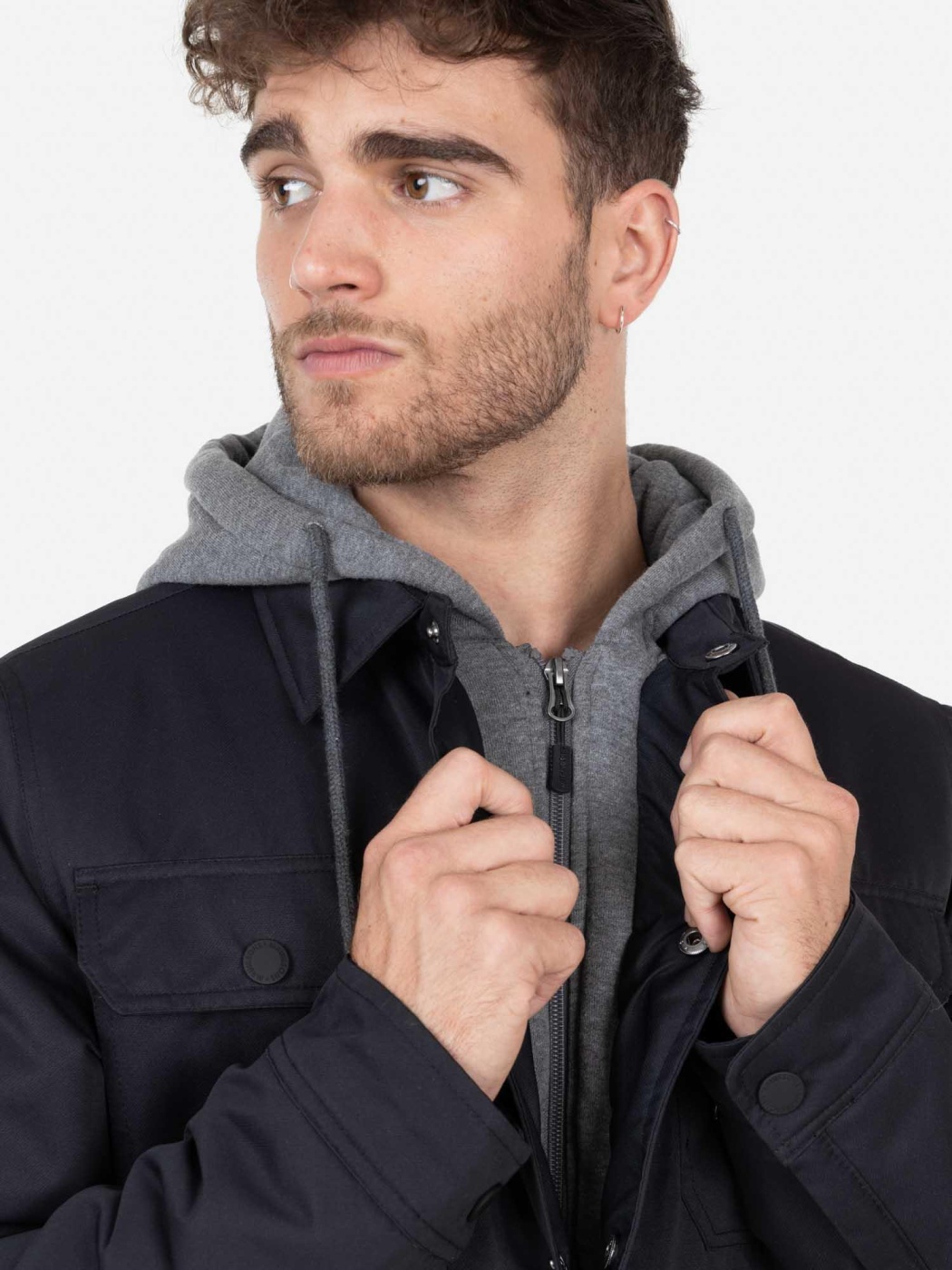 Ripley - CASACA HOMBRE MAUI AND SONS IMPERMEABLE 5K826