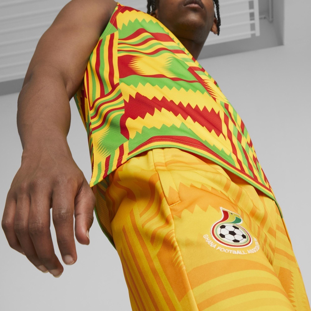 Ripley - PANTALÓN DE BUZO CEÑIDO HOMBRE PUMA AMARILLO 772467 08