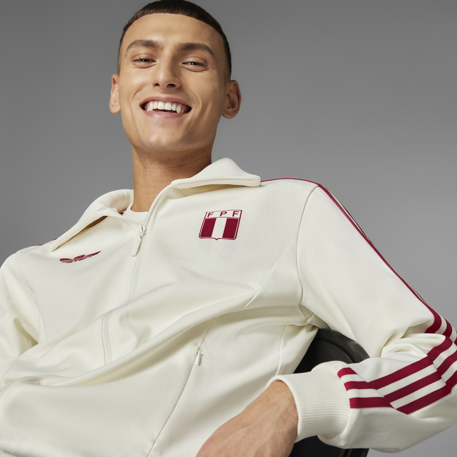 CASACA FÚTBOL HOMBRE ADIDAS IU2739 VINTAGE SELECCIÓN PERÚ ALGODÓN BLANCO