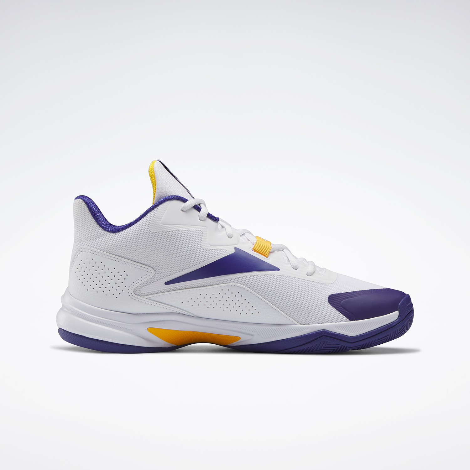 Ripley - ZAPATILLAS HOMBRE REEBOK URBANAS BLANCO MORE BUCKET HR0537