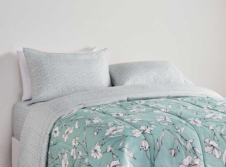 Ripley - SET CAMA RIPLEY HOME LIRIOS QUEEN MICROFIBRA ESTAMPADO